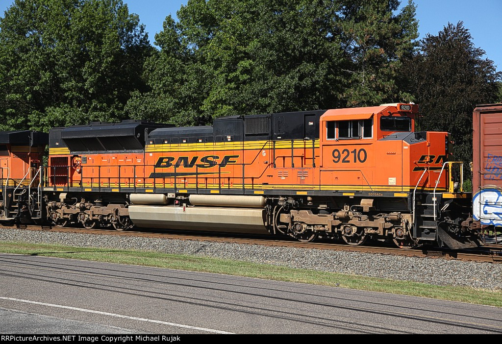 BNSF 9210